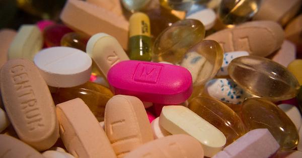 CEHV/Pharmacy Colloquium: Ethical Issues Surrounding the Underregulated ...